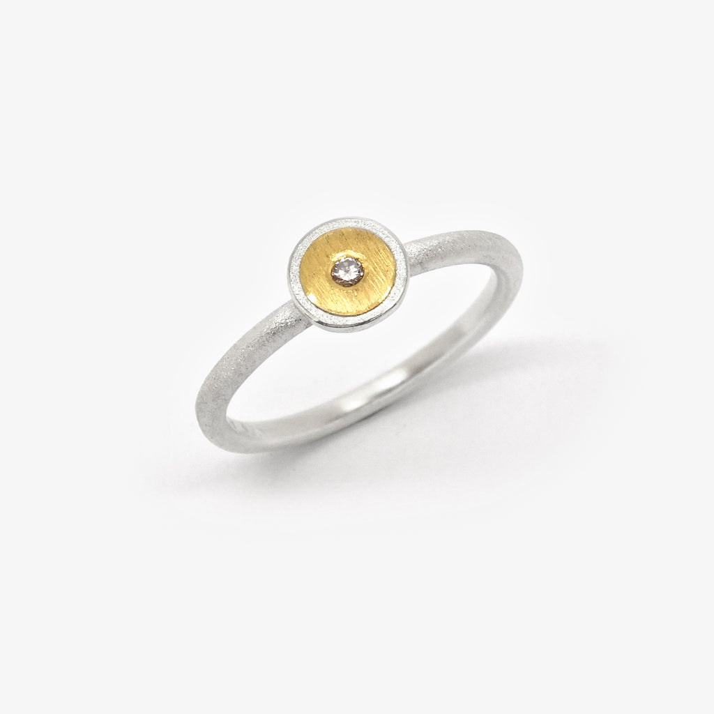 DIAMOND DOT RING – ORRO