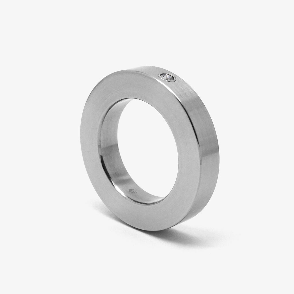 THICK RING + DIAMOND – ORRO